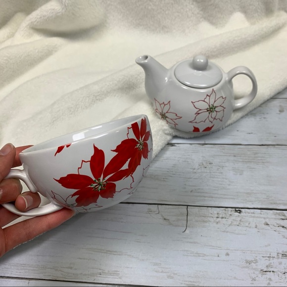 Living Quarters | Dining | Living Quarters Tea One Poinsettia Cup ...